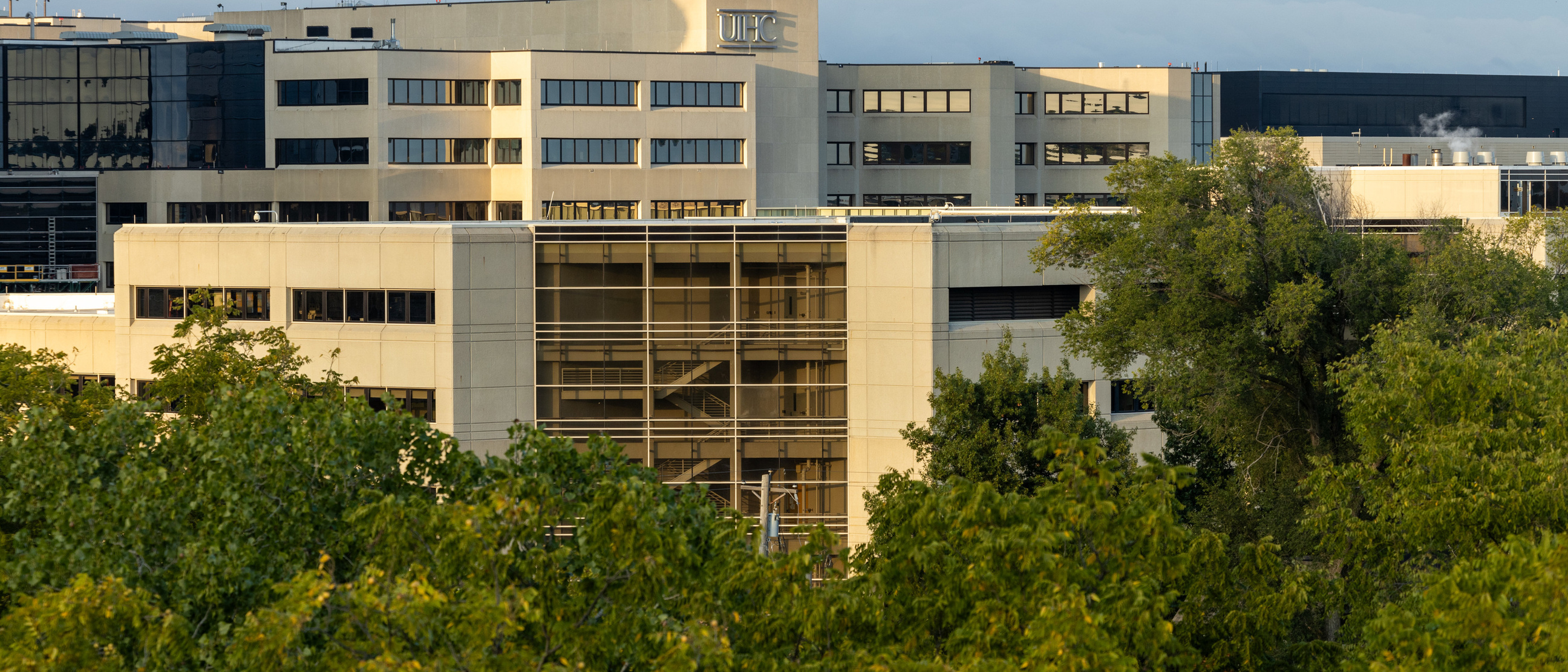 Facilities | Department of Ophthalmology and Visual Sciences - Carver ...